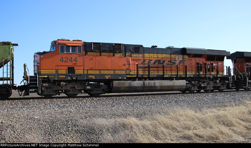 BNSF 4244